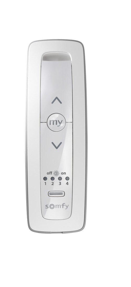 Our range of controls for curtains | Somfy