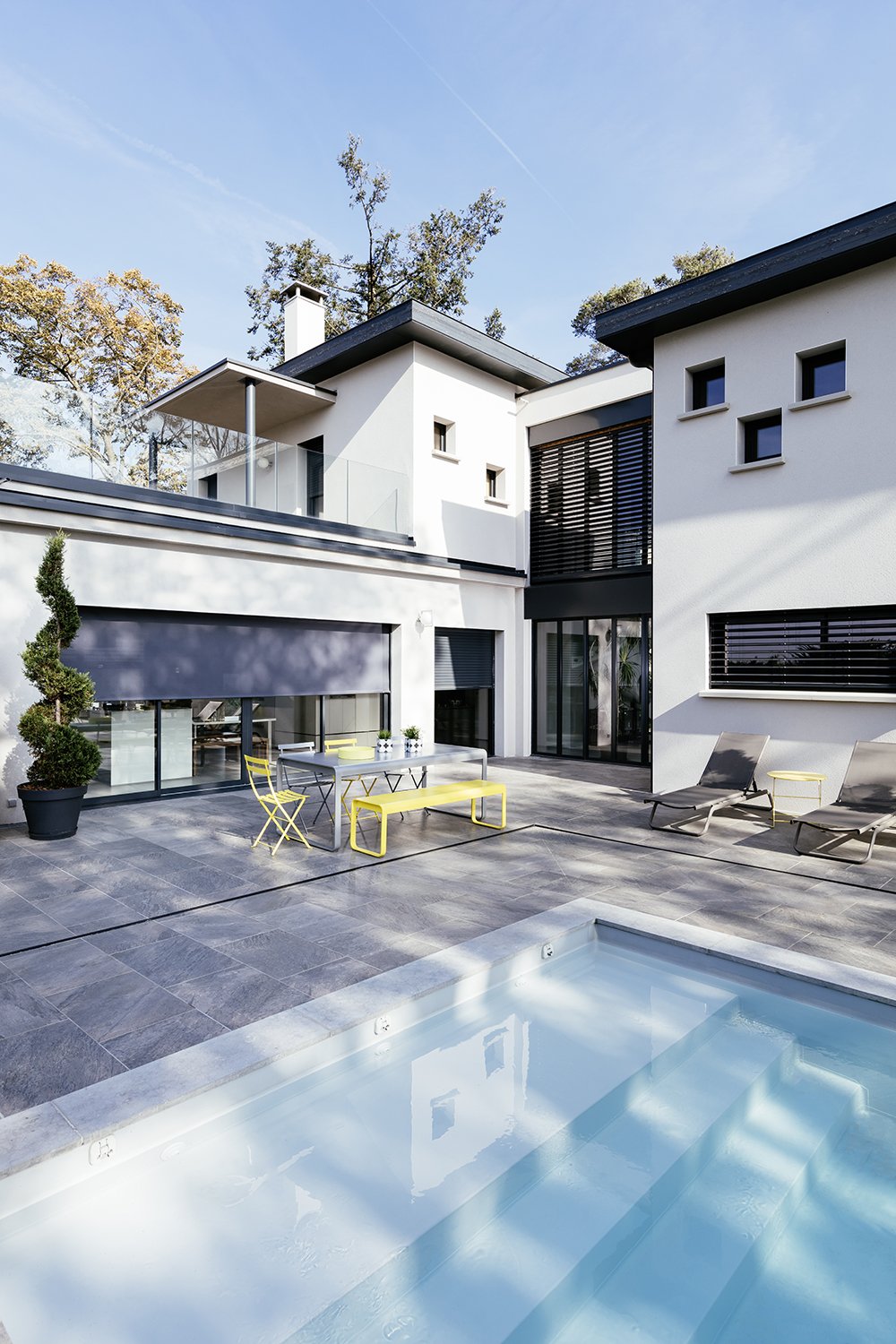 Innovative Exterior Window Coverings